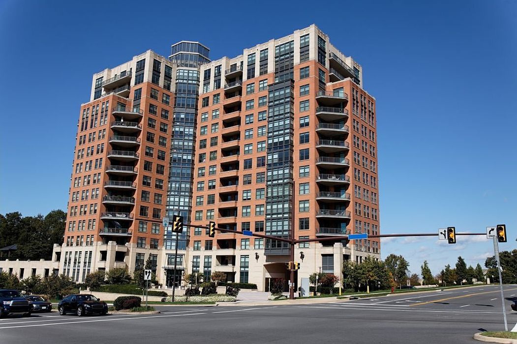 Explore Reston With Us | Greater Reston Living