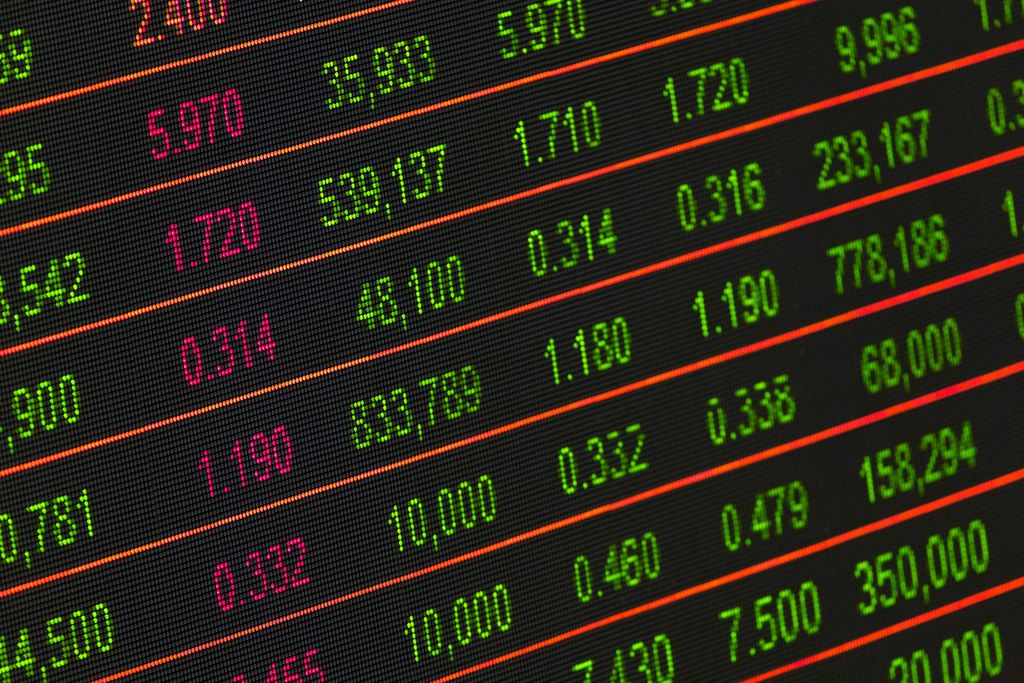 Market Cycles: When to Buy, Hold, and Sell | 10X Real Estate
