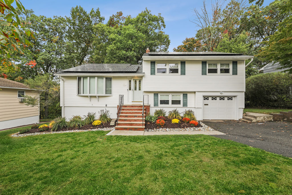 35 Aspen Rd West Orange - ABC of Real Estate (Karen Abramson & Romy ...