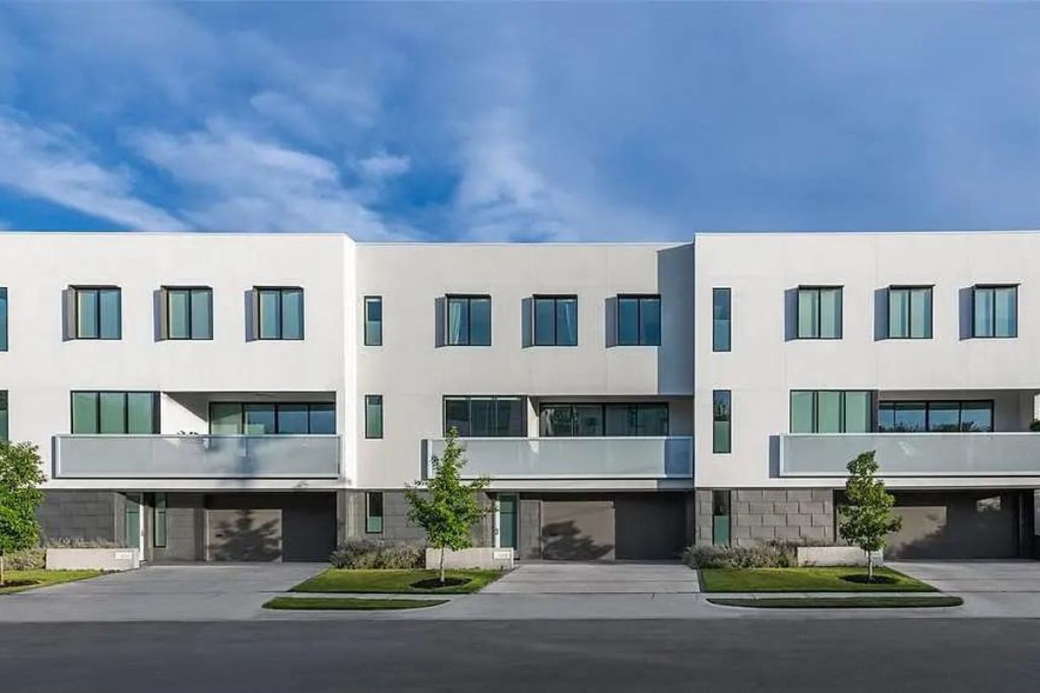 Realtors In Dallas | Dustin Pitts | Dallas Real Estate Agent