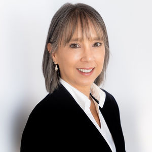 Lisa Moreau - Elizabeth Hutton Group