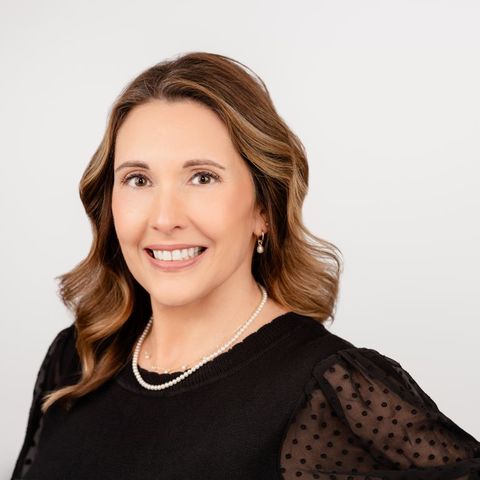 About Us - Elizabeth Hutton Group