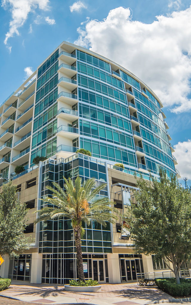 101 Eola - LR Florida