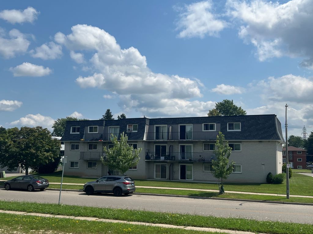 10 Hazelglen Dr, Kitchener ON | FOR SALE | Terry Riddoch