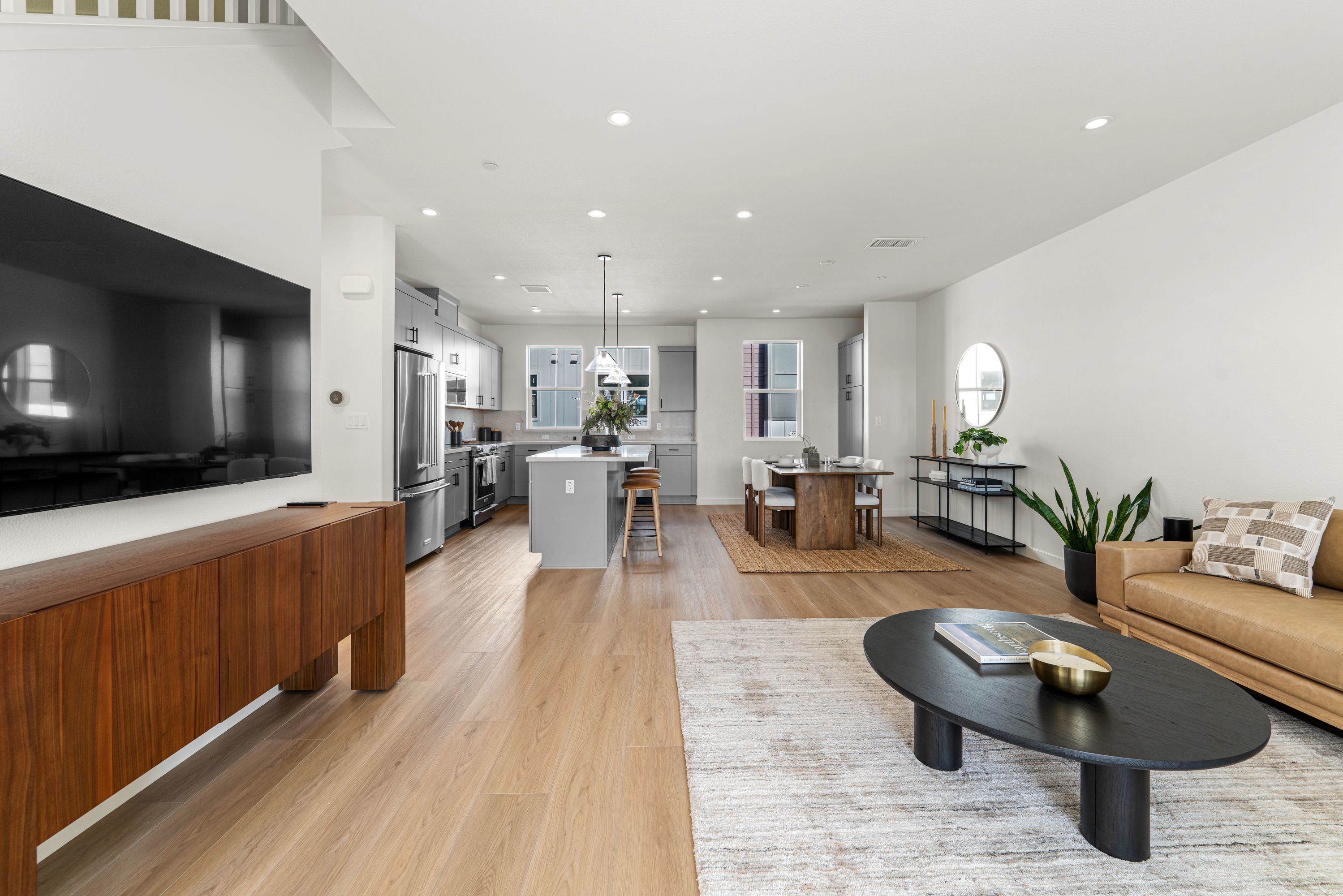 208 Wakeful Way • SOMO Realty